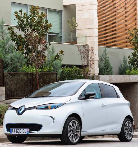 Renault ZOE is first electric super-mini for UK – Wheels Within Wales